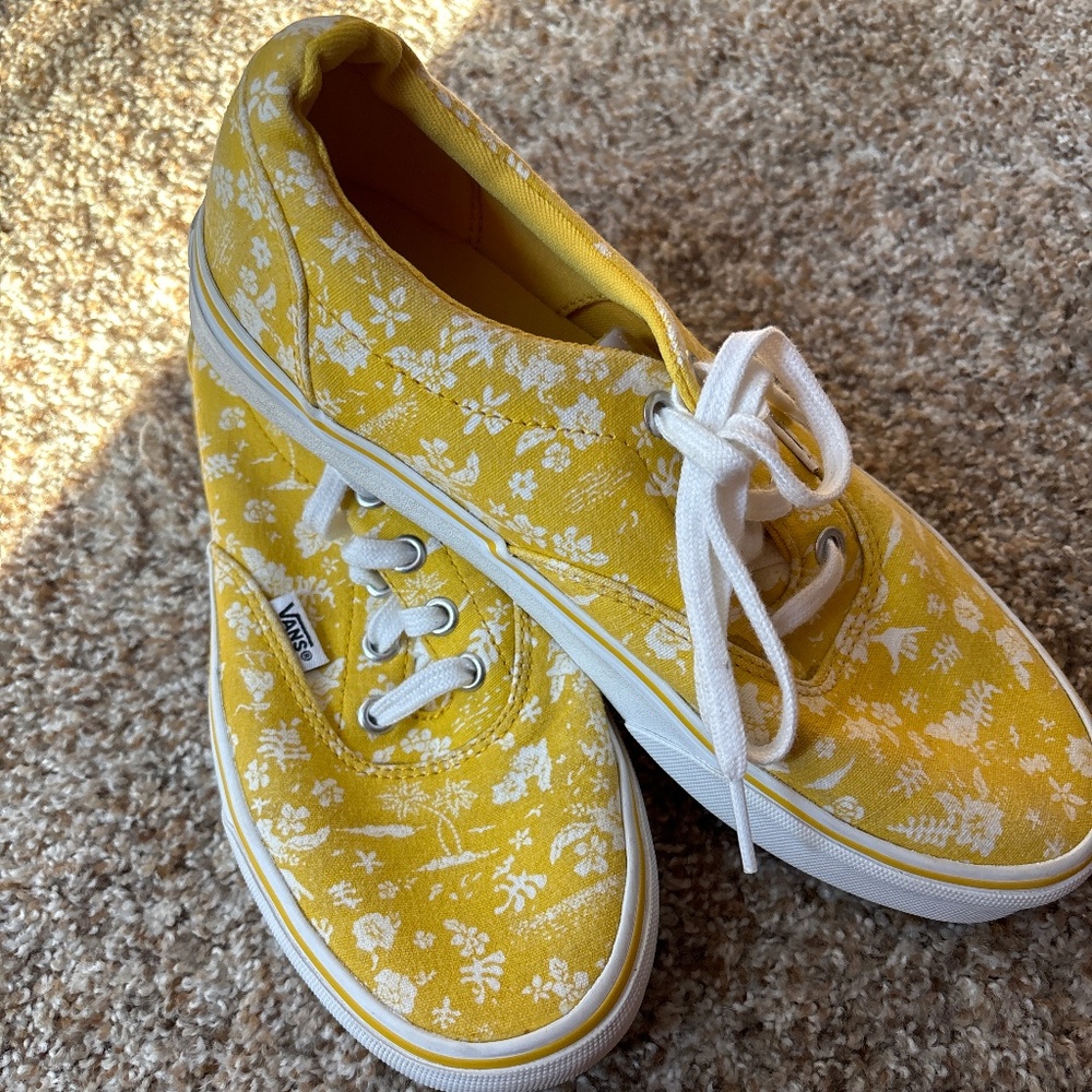 Vans Doheny Yellow Tropic Floral Canvas, Size 8- Fant… - Gem